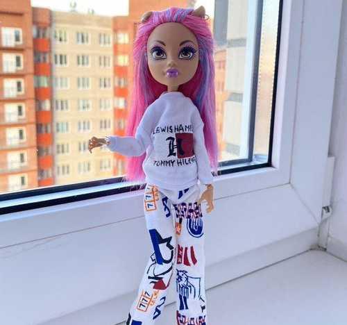 Эксклюзив Monster high Хоулин в авторской одежде