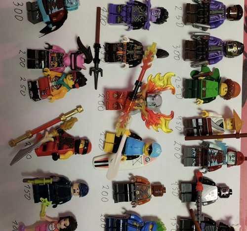 Lego minifigures