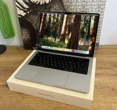 MacBook Pro 14 2021 M1 Pro (акб 99%) Silver