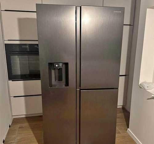 Холодильник Samsung Side-by-Side