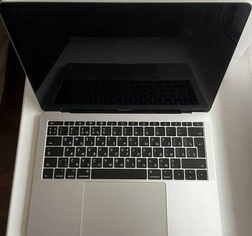 Apple macbook pro 13 2017