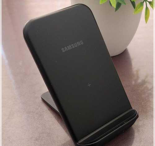 Беспроводное зарядное устройство Samsung EP-N3300