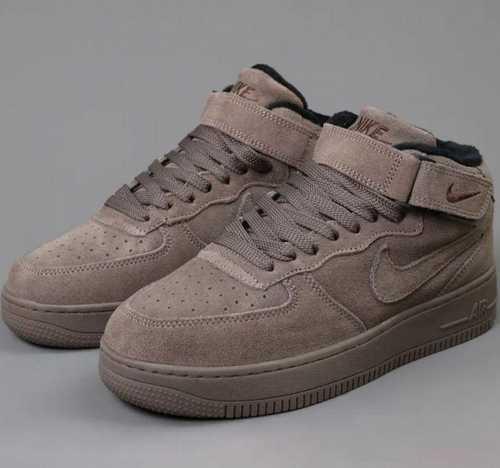 Nike Air Force 1