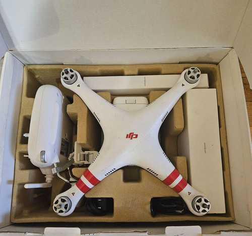 Квадрокоптер dji Phantom vision 2  