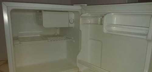 Холодильник dexp TF050D 45л