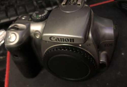 Зеркальный фотоаппарат Canon DS6041