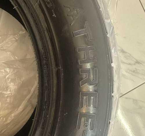 Three-A P606 225/55 R16 99V