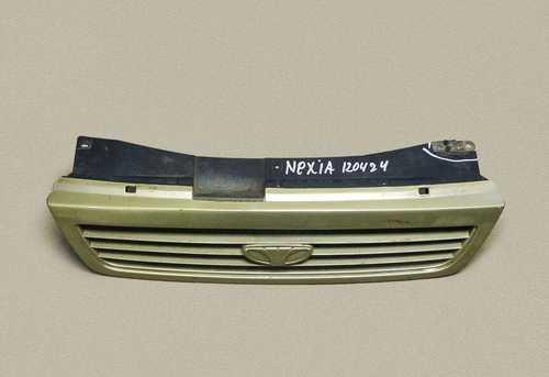 Решетка радиатора Daewoo Nexia N100 (дефект)