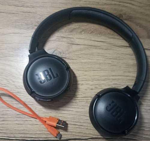 Наушники jbl tune 520bt