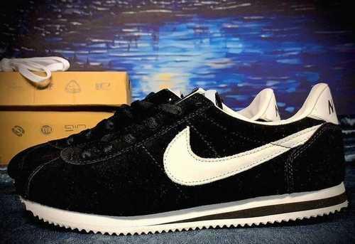 Кроссовки Nike Cortez