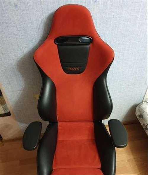 Кресло Recaro