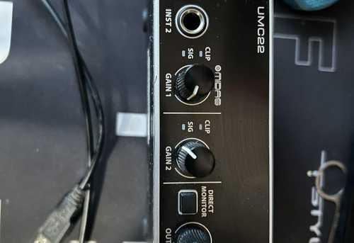 Behringer umc22