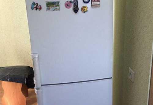 Холодильник Whirlpool б/у