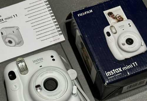 Мгновенный фотоаппарат Instax mini 11
