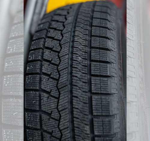 Sailun Ice Blazer Arctic 215/45 R17 87H