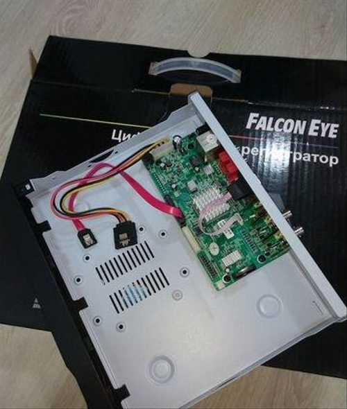 Гибридный видеорегистратор Falcon Eye FE-1104MHD