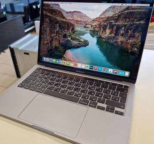 Apple MacBook Pro 13 M1 8/512 (Хор)