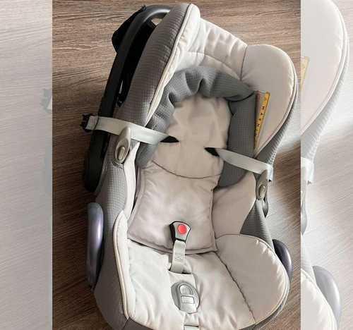 Автолюлька maxi cosi cabriofix