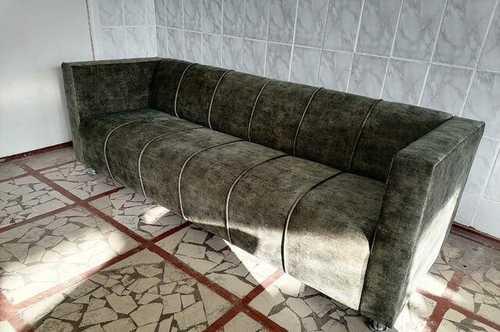 Мини диван в кабинет