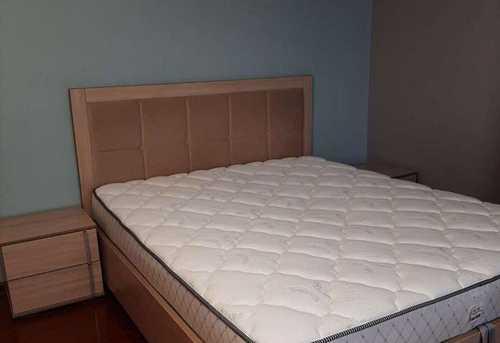 Кровать двухспальная с матрасом аскона