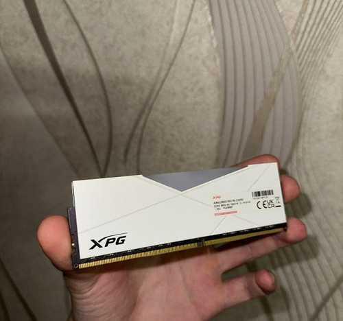 Оперативная память ddr4 16gb 3600 A-data XPG