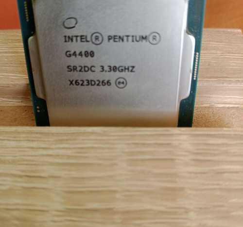 Intel pentium g4400