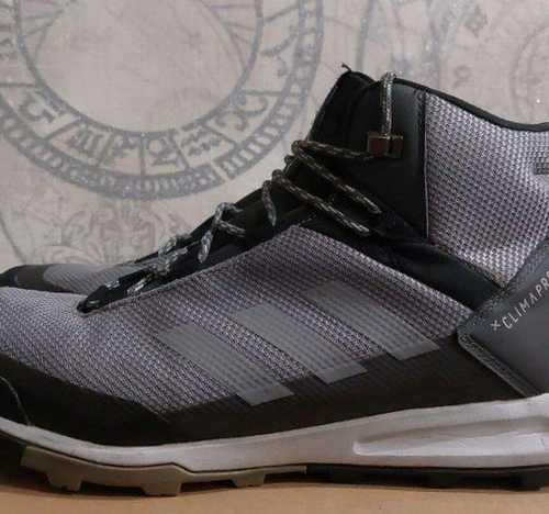 Треккинговые кроссовки Adidas terrex tivi