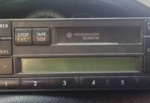 Кассетная магнитола VW