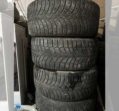 Bridgestone Blizzak DM-V1 245/45 R17