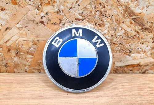 Эмблема BMW E36