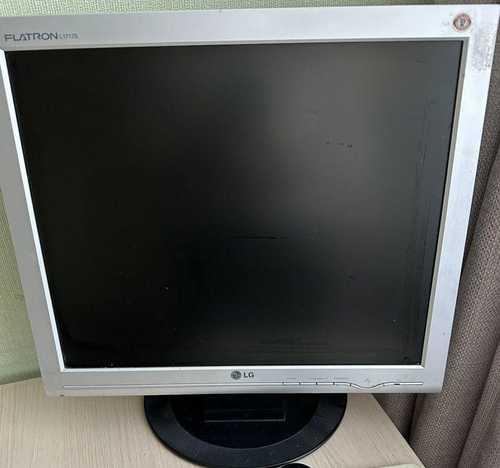 Монитор LG flatron L1717S-SN