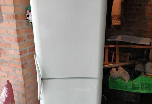 Холодильник Indesit c236g.016