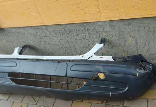 Бампер передний на вито 639,есть дефект на ф