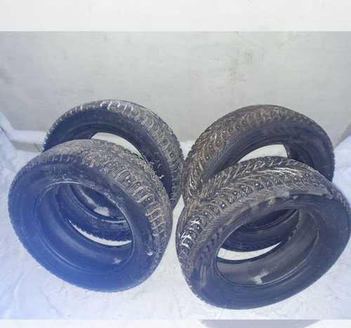 Nokian Tyres Hakkapeliitta 5 215/60 R16