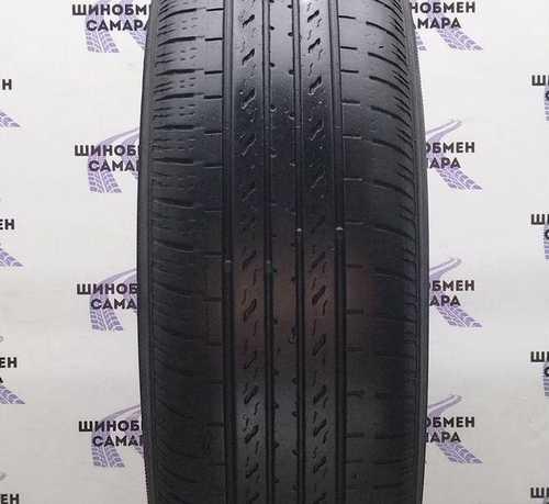Nexen Roadian 571 235/65 R17 104
