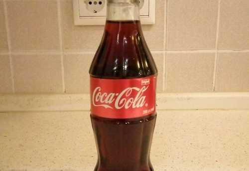 Coca cola в стекле
