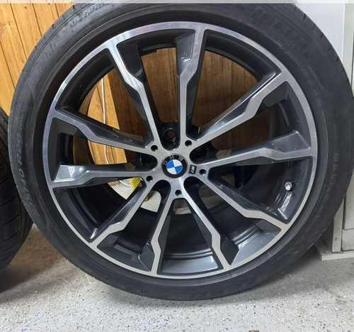 Комплект оригинальных разношироких колес BMW 669