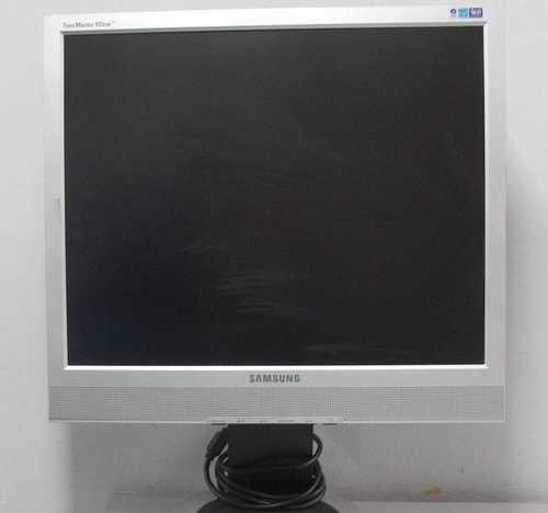 Монитор 19" Samsung 913bм (VGA,DVI)