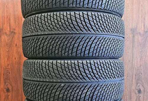 Michelin Pilot Alpin 5 SUV 325/40 R22 и 285/45 R22 114V