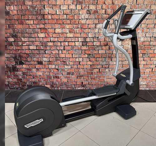 Эллиптический тренажер Technogym Synchro Excite Unity