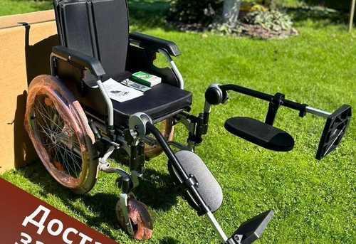 Инвалидная коляска с углом наклона подножек
