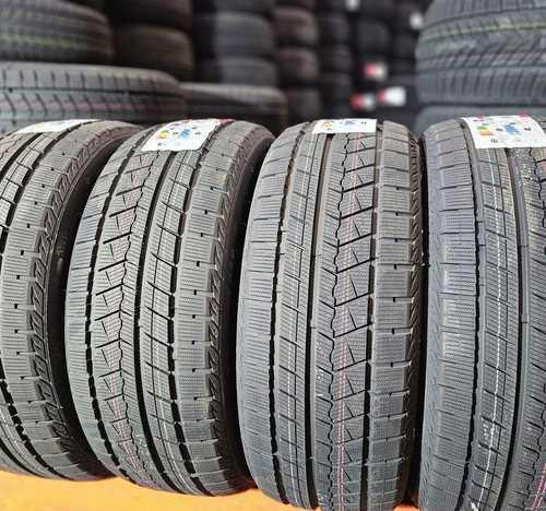 Fronway IcePower 868 215/55 R17