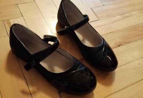 Туфли черные для девочки