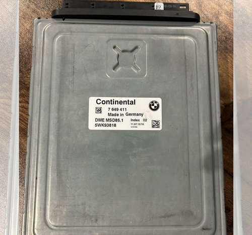 Блок управления двигателем DME MSD85 N63