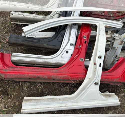 Стойка кузова левая Mazda 3 BL