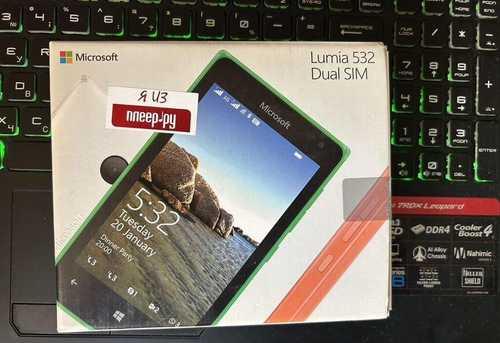 Microsoft Lumia 532 зеленый
