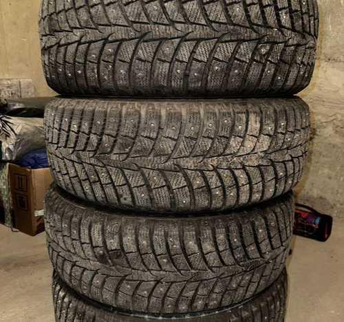 Laufenn I Fit Ice LW 71 225/55 R16