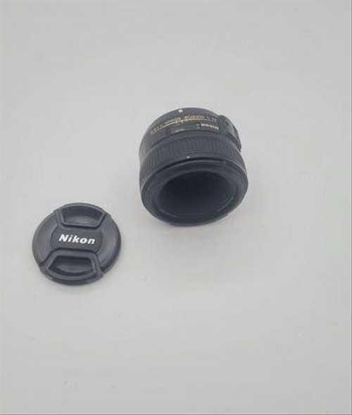 Nikon AF 55mm 1.8 отл состояние
