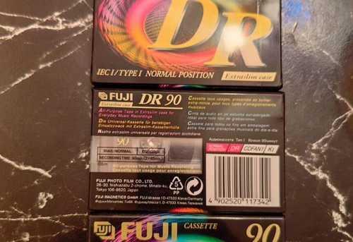 Аудиокассеты новые запечатанные fuji DR90