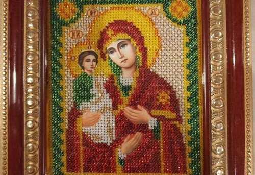 Икона Пресвятая Богородица Троеручица